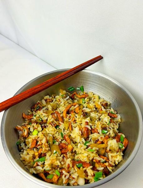 家常炒饭怎么做_隔夜饭炒什么好吃-第2张图片-山城妙识 家常炒饭怎么做_隔夜饭炒什么好吃-第2张图片-山城妙识