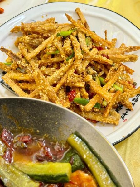 干煸藕丝怎么做好吃_干煸藕丝的家常做法-第2张图片-山城妙识