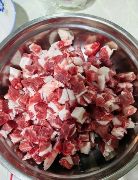 风干肠的制作方法及配料_风干肠怎么做好吃-第2张图片-山城妙识 风干肠的制作方法及配料_风干肠怎么做好吃-第2张图片-山城妙识