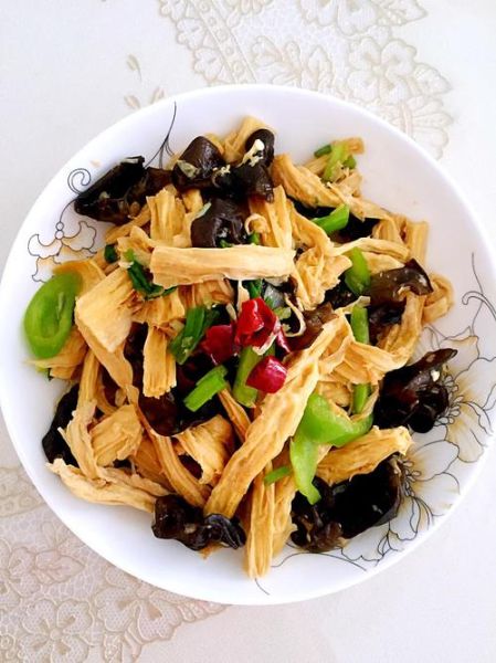 木耳烧腐竹怎么做_木耳烧腐竹的营养价值-第3张图片-山城妙识 木耳烧腐竹怎么做_木耳烧腐竹的营养价值-第3张图片-山城妙识