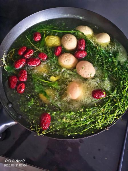 三月三荠菜煮鸡蛋的功效与作用_荠菜煮鸡蛋有什么功效-第1张图片-山城妙识 三月三荠菜煮鸡蛋的功效与作用_荠菜煮鸡蛋有什么功效-第1张图片-山城妙识