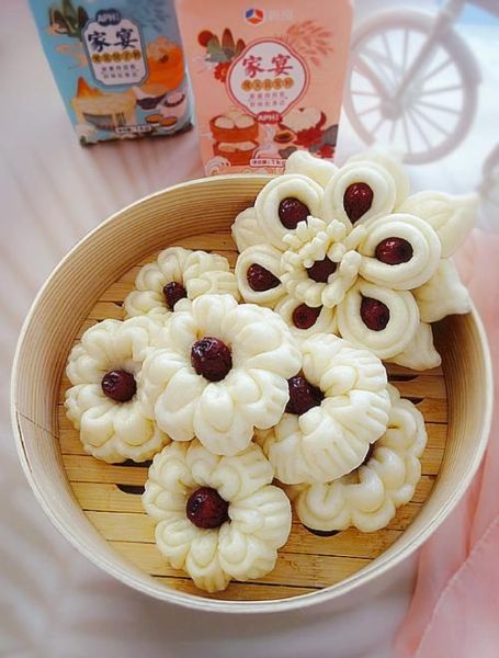 枣花馒头怎么做_枣花馒头配方比例-第2张图片-山城妙识