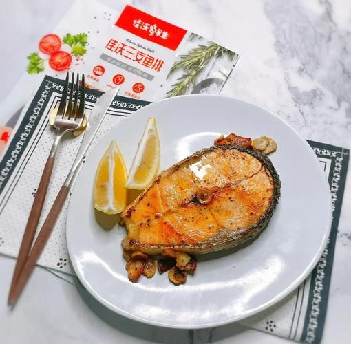 香煎三文鱼怎么做好吃_香煎三文鱼的做法步骤-第1张图片-山城妙识