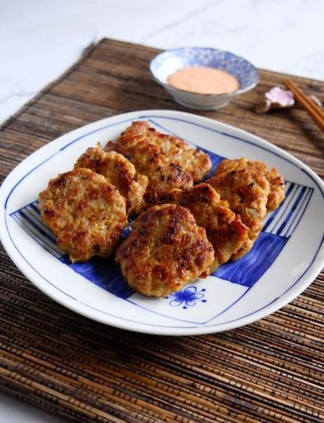 怎样烙肉饼好吃又有层松软_肉饼层次松软的秘诀-第1张图片-山城妙识