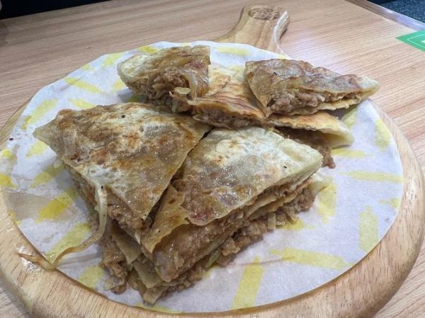 怎样烙肉饼好吃又有层松软_肉饼层次松软的秘诀-第3张图片-山城妙识