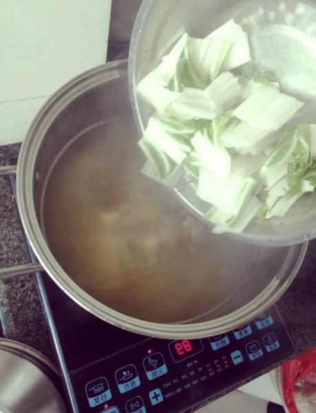 莙荙菜怎么做好吃_莙荙菜的家常做法-第1张图片-山城妙识 莙荙菜怎么做好吃_莙荙菜的家常做法-第1张图片-山城妙识