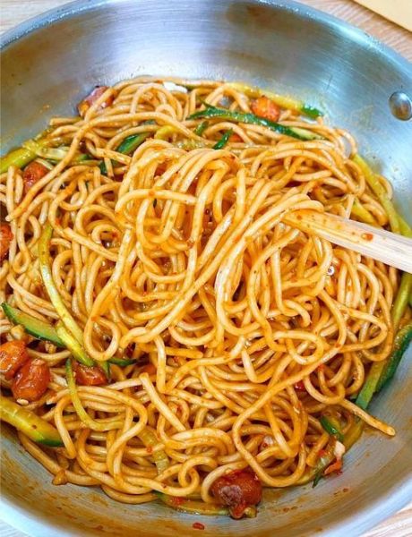 挂面凉拌面怎么做_凉拌挂面需要过冷水吗-第1张图片-山城妙识 挂面凉拌面怎么做_凉拌挂面需要过冷水吗-第1张图片-山城妙识