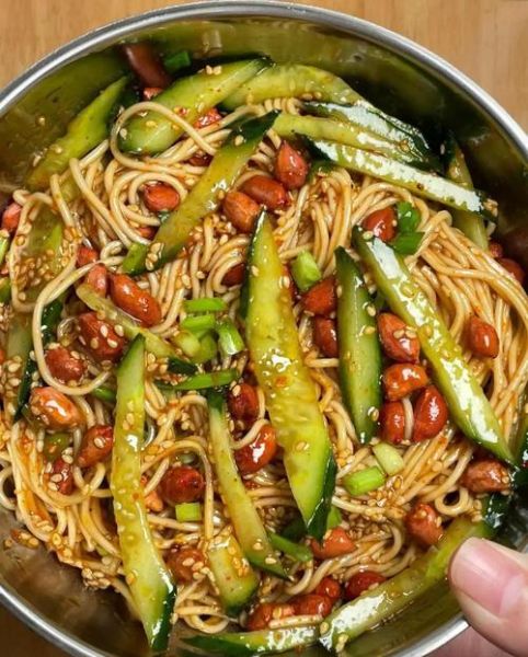 挂面凉拌面怎么做_凉拌挂面需要过冷水吗-第2张图片-山城妙识 挂面凉拌面怎么做_凉拌挂面需要过冷水吗-第2张图片-山城妙识