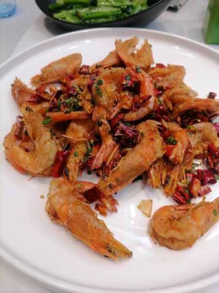 四川香辣虾怎么做_正宗做法需要哪些调料-第2张图片-山城妙识 四川香辣虾怎么做_正宗做法需要哪些调料-第2张图片-山城妙识