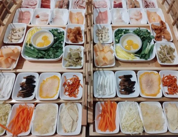 云南过桥米线汤底怎么做_正宗高汤熬制秘诀-第3张图片-山城妙识 云南过桥米线汤底怎么做_正宗高汤熬制秘诀-第3张图片-山城妙识