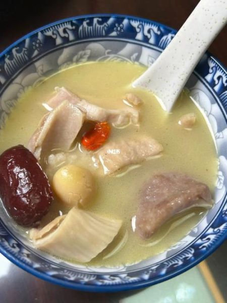 胡椒猪肚鸡怎么做好吃_胡椒猪肚鸡的家常做法-第2张图片-山城妙识 胡椒猪肚鸡怎么做好吃_胡椒猪肚鸡的家常做法-第2张图片-山城妙识