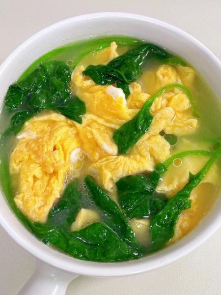 菠菜鸡蛋汤需要焯水吗_菠菜不焯水有没有毒-第1张图片-山城妙识 菠菜鸡蛋汤需要焯水吗_菠菜不焯水有没有毒-第1张图片-山城妙识