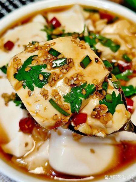 生豆腐怎么凉拌好吃_凉拌生豆腐要不要焯水-第1张图片-山城妙识 生豆腐怎么凉拌好吃_凉拌生豆腐要不要焯水-第1张图片-山城妙识