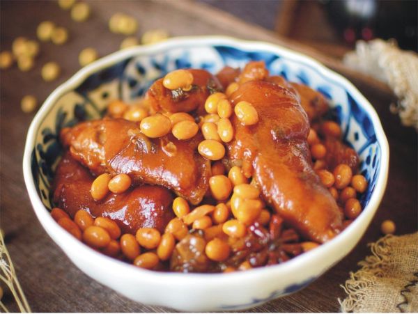 猪蹄焖黄豆怎么做好吃_猪蹄焖黄豆的家常做法-第3张图片-山城妙识 猪蹄焖黄豆怎么做好吃_猪蹄焖黄豆的家常做法-第3张图片-山城妙识